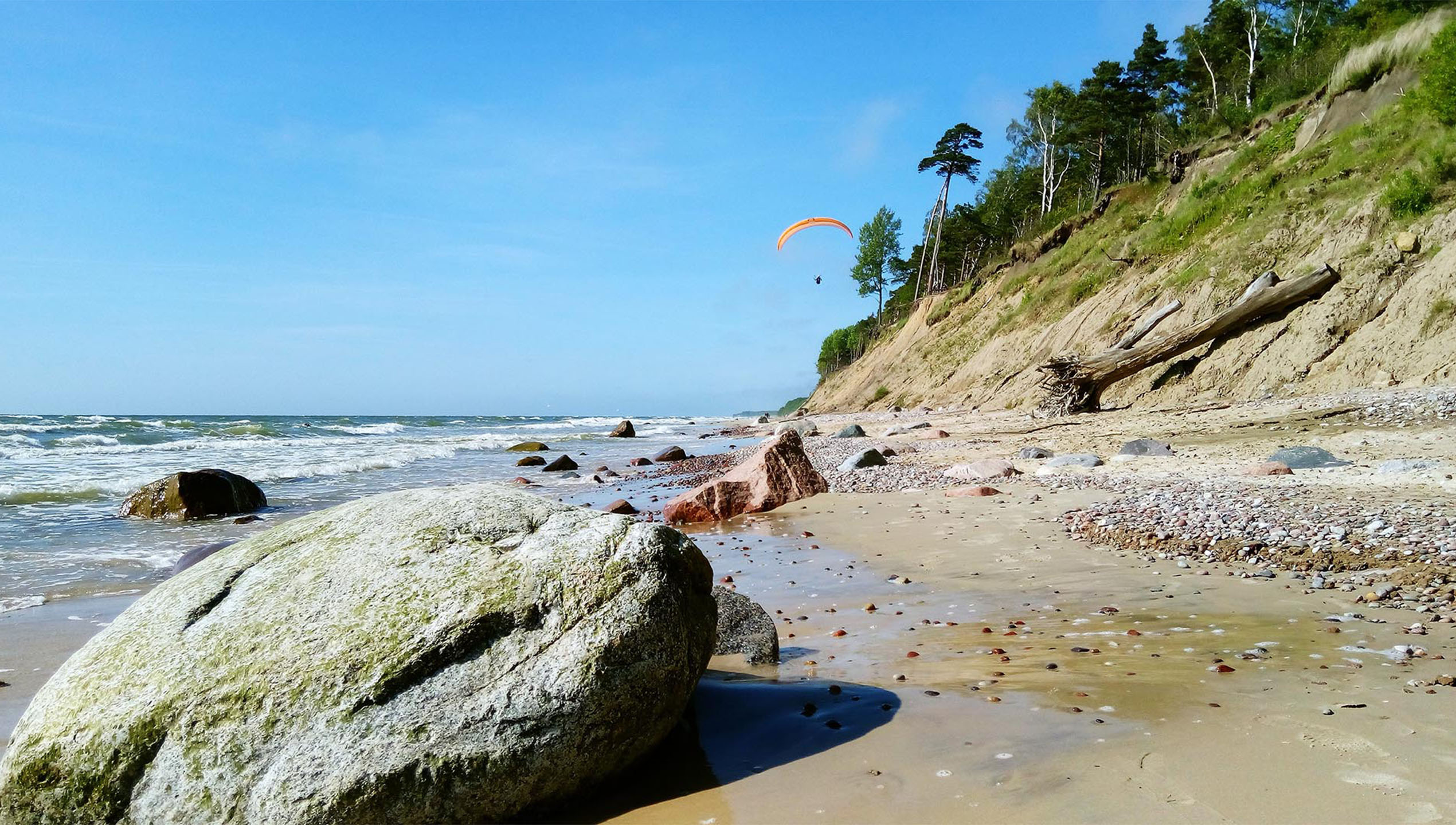 Dzikie plaże w Karkle | Lithuania Travel